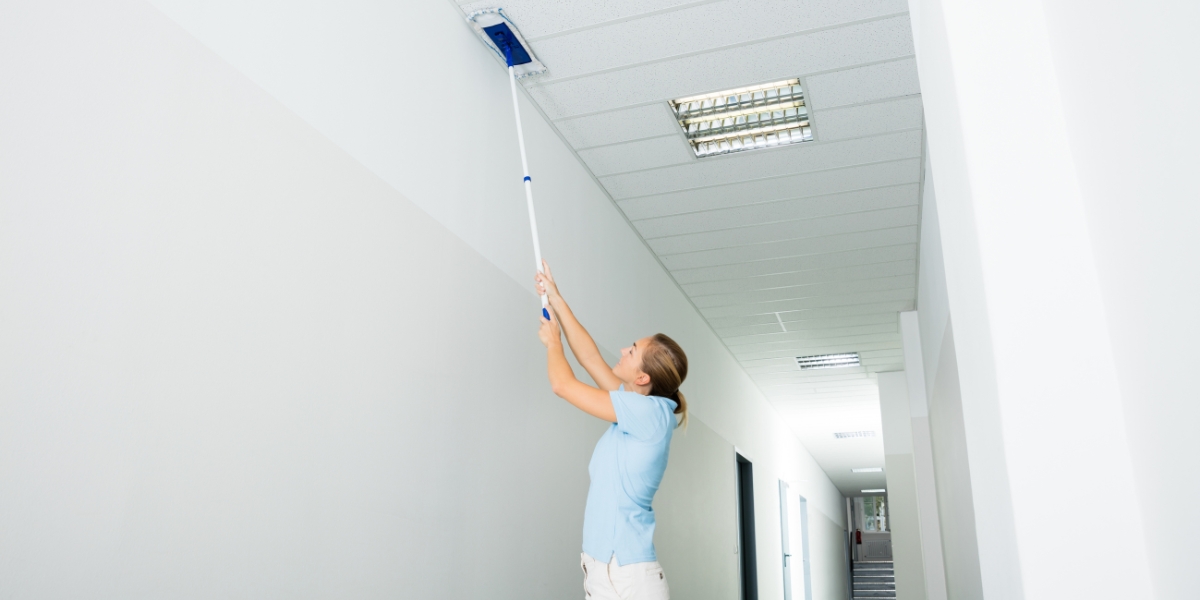 Comment nettoyer et lessiver les murs et plafonds au naturel